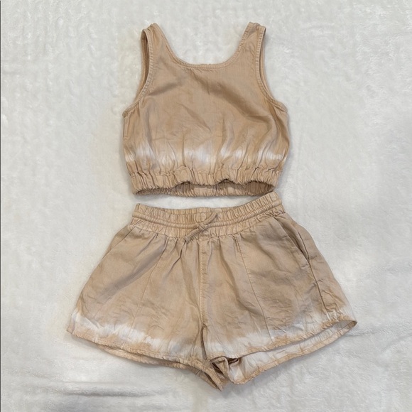 Zara | Matching Sets | Zara Tan And White Matching Set | Poshmark